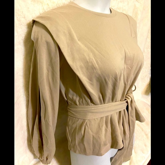 Zara | Tops | Zara Beige Top Open Side Sleeves | Poshmark